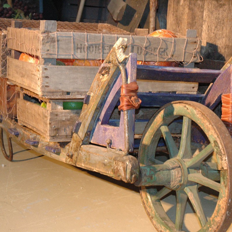 Location Charette de bois pour vos événements à Lille et Paris ...